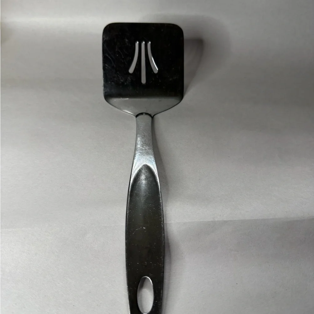 onedia | Kitchen | Premium Silver Slotted Turner | Poshmark